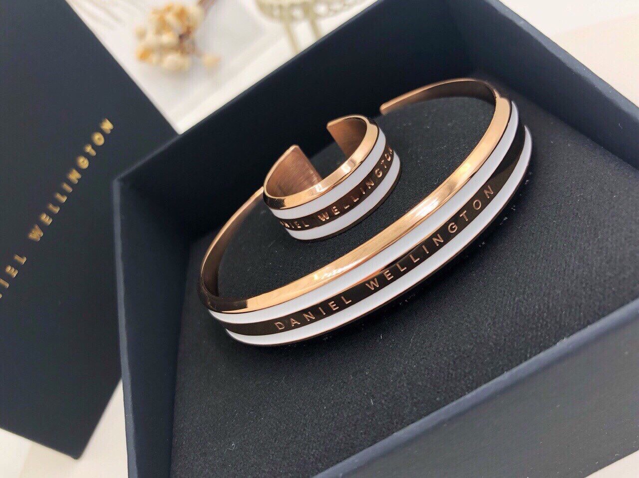 Cuff and Ring Daniel Wellington chính hãng Gold sang chảnh – Dwatch ...